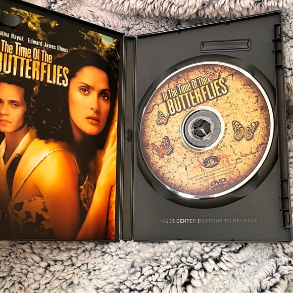 Media | 1 For 15 In The Time Of The Butterflies Salma Hayek Edward ...